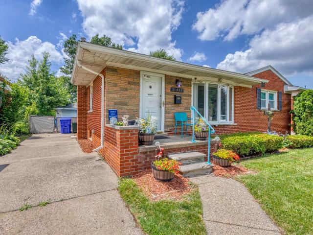 31557 Kelly Road
