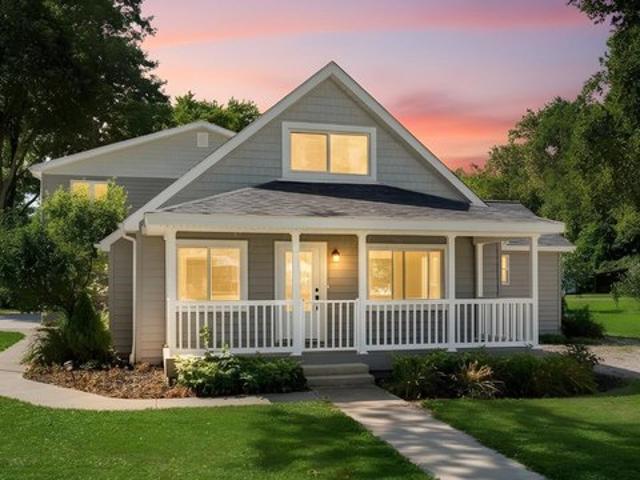 3155 Cottonwood Ct NE, Millersport, OH 43046