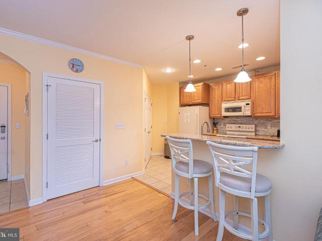 31568 Winterberry Pkwy, Unit 305, Selbyville, DE 19975 | MLS #DESU2104 | Compass