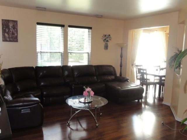 3156 Bromley Lane