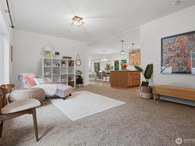 31571 Night Owl Avenue NE