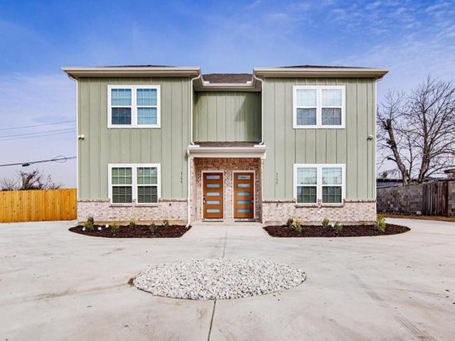 3157 N Glen Garden Dr, Fort Worth, TX 76119