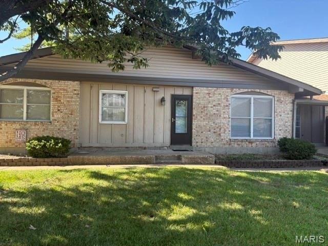 3157 Leisurewood Ct Apt B, Florissant, MO 63033