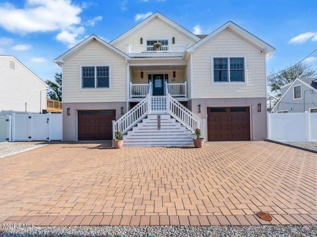 3157 Sterling St, Toms River, NJ 08753