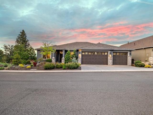 3158 NW Hidden Ridge Dr, Bend, OR 97703