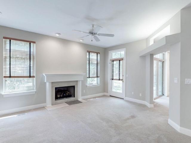 3158 Richmond Road 3158