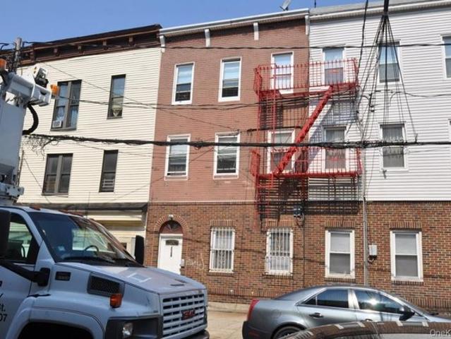 3159 Villa Ave, Bronx, NY 10468