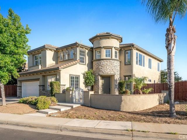 31501 Stoney Creek Dr, Lake Elsinore, CA 92532