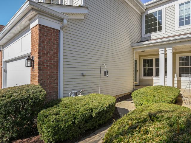 31504 Kline Cir, Warrenville, IL 60555 | Compass