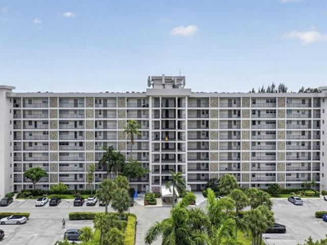 3150 N Palm Aire Dr Apt 108, Pompano Beach, FL 33069