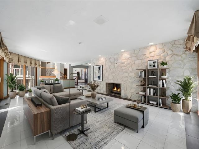 3150 Deerfield Ct