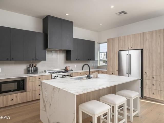 3150 E Glenrosa Ave Unit 2, Phoenix, AZ 85016