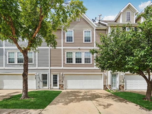 3151 SW Sharmin Ln, Ankeny, IA 50023