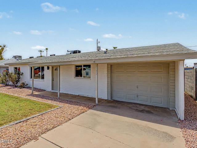 3152 N 24TH Drive