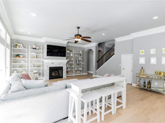 3152 N Warbler Drive