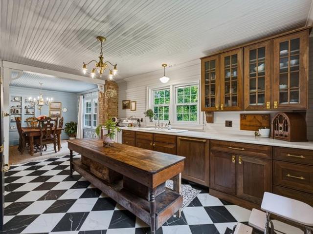 3152 NC 87, Graham, NC 27253