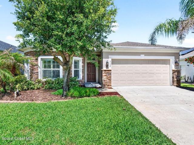 3152 Constellation Dr, Melbourne, FL 32940