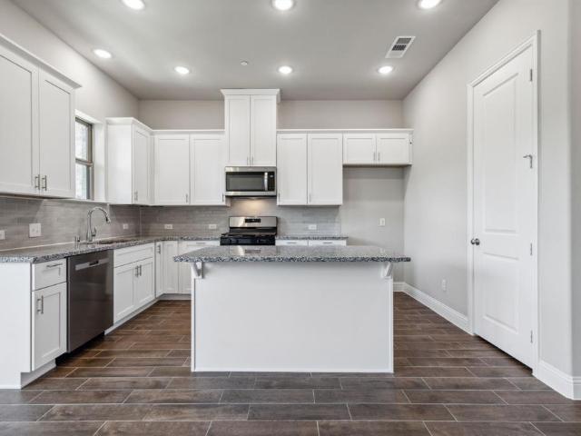 3152 Galveston St, Plano, TX 75075 | MLS #21222 | Compass