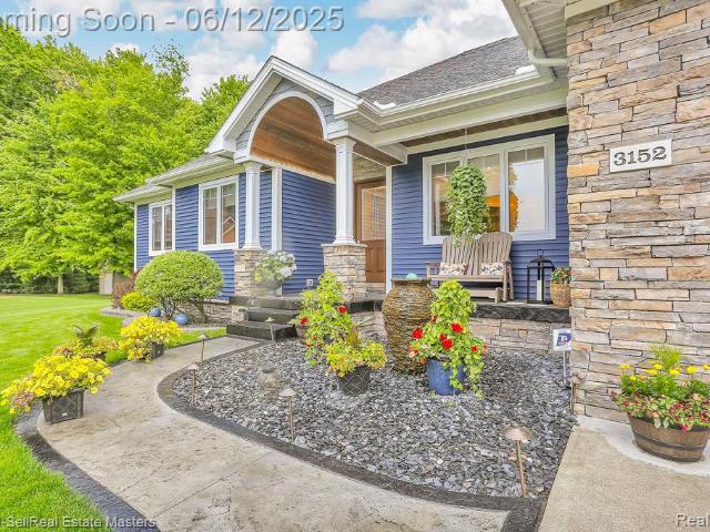 3152 Spruce Drive