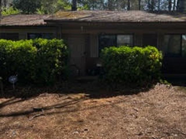 315/317 Epps Bridge Duplex 2 Bedroom Apartment for Rent at 315 Epps Bridge Rd, Athens, GA 30606