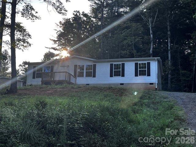 3153 Bear Trail Dr, Lenoir, NC 28645