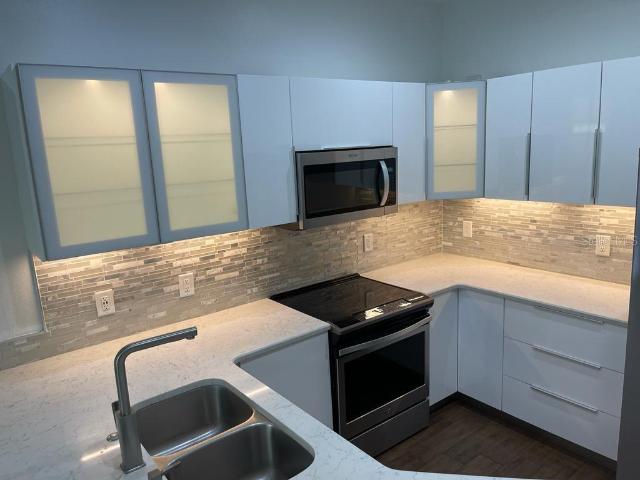 3153 Capri Isle Way, Orlando, FL 32835 | MLS #O6396 | Compass