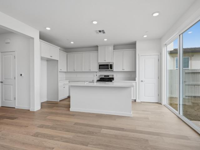 3153 Torrente Dr, Roseville, CA 95747 | MLS #226050 | Compass
