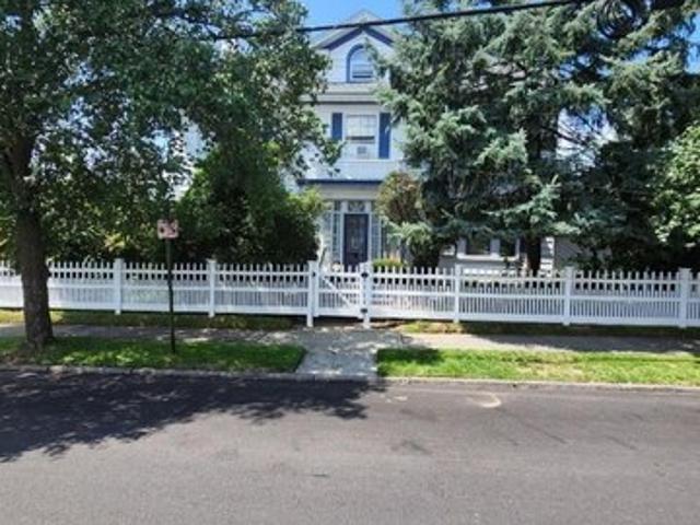 315 31 th Ave, Paterson, NJ 07504
