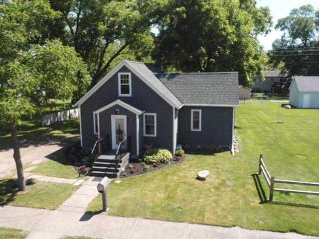 315 4th Ave SE, Milaca, MN 56353
