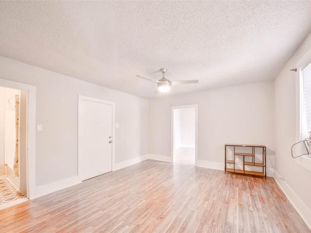 315 8th Ave N, Texas City, TX 77590