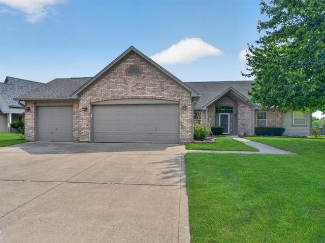 315 Cobblesprings Ct, Avon, IN 46123