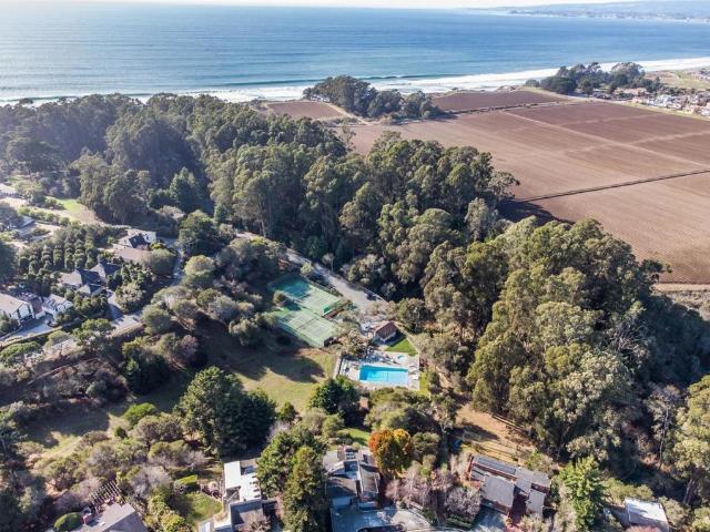 315 Camino Al Barranco