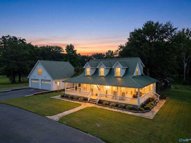 315 Carlton Rd, Scottsboro, AL 35769