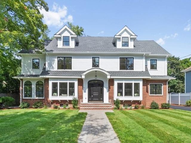 315 Crafts St, Newton, MA 02460