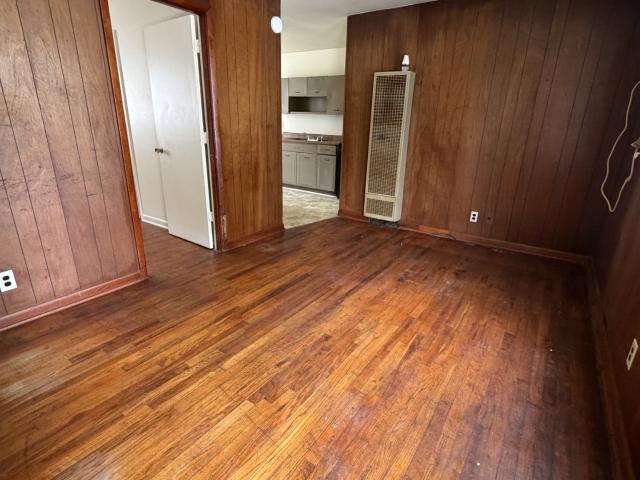 315 Crestview Dr