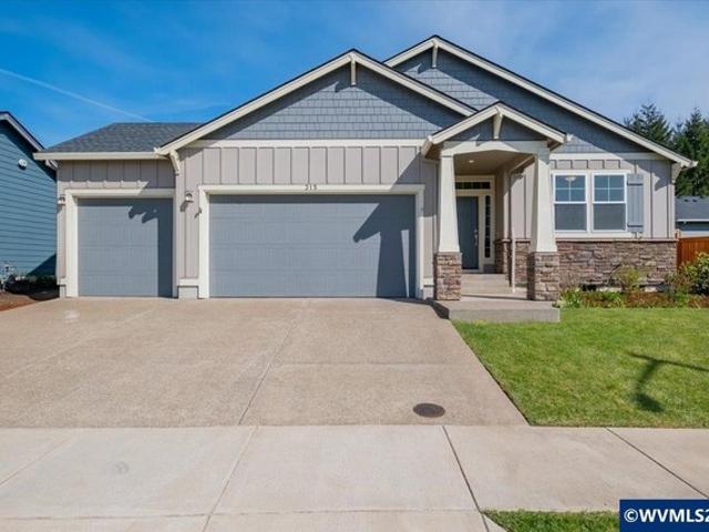 315 Cypress St, Mount Angel, OR 97362