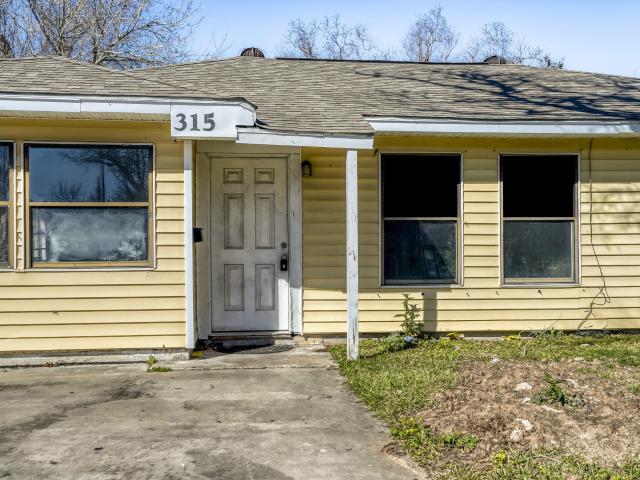 315 Acacia Street