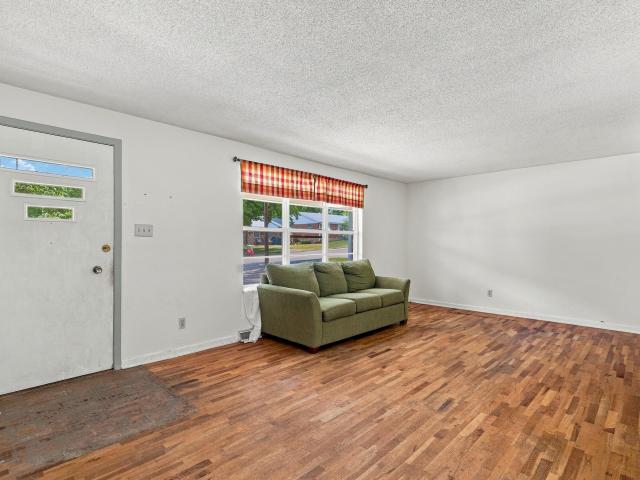 315 belair dr
