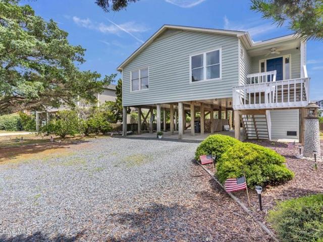 315 Brunswick Ave W, Holden Beach, NC 28462