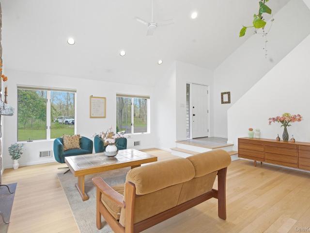 315 Burnt Meadow Road