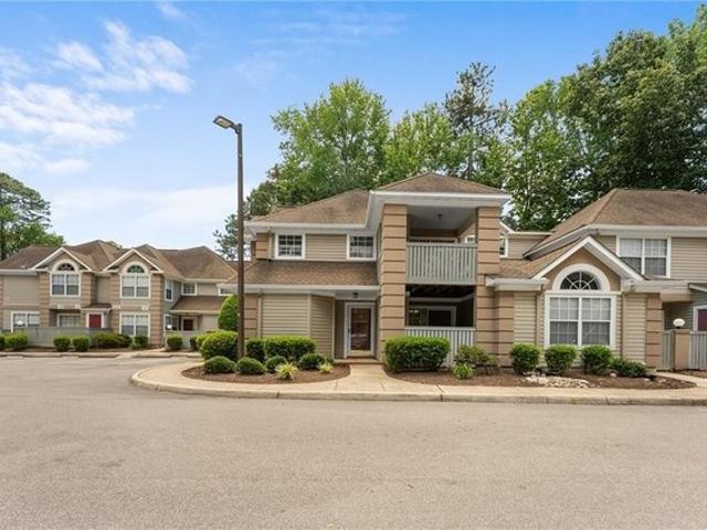 315 Gainsborough Sq, Chesapeake, VA 23320