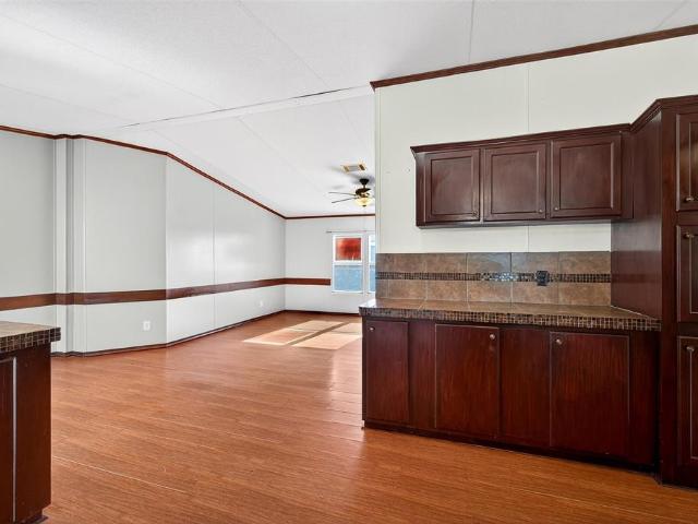 315 Glenwood St, Gainesville, TX 76240 | MLS #21134