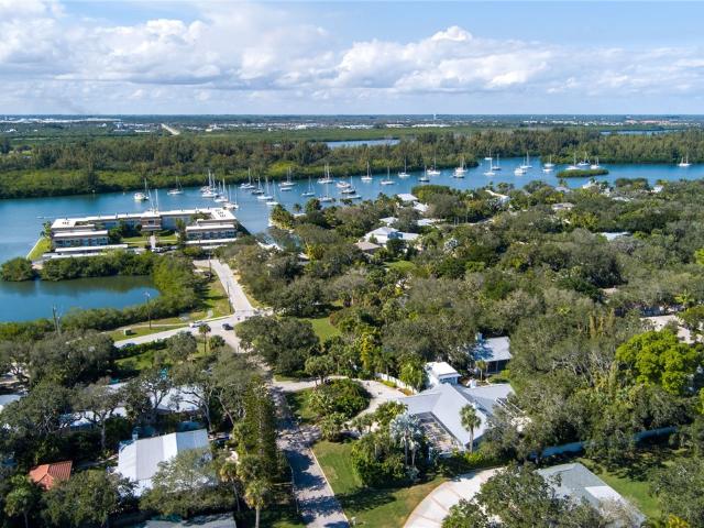 315 Greytwig Rd, Vero Beach, FL 32963 | MLS #294660