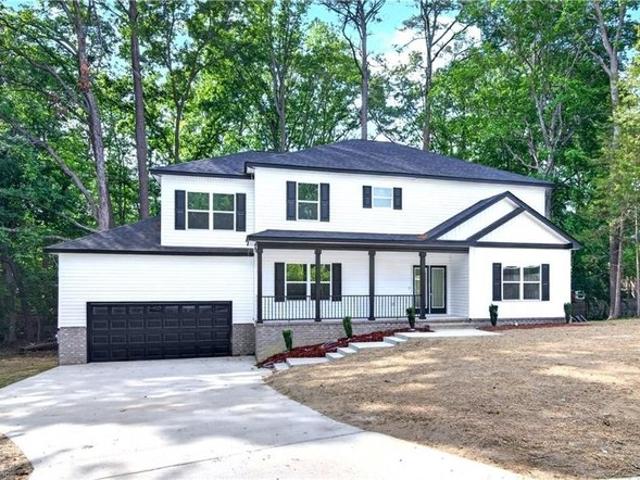 315 DE Laura Dr, Newport News, VA 23608