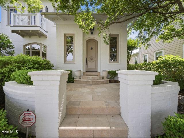 315 Dungannon Boulevard