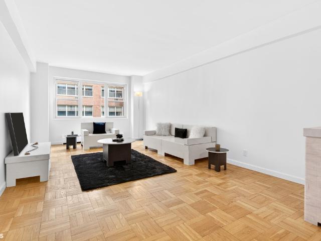 315 E 69TH Street 6L