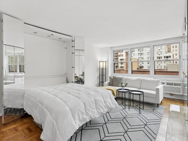 315 E 70TH Street 8B