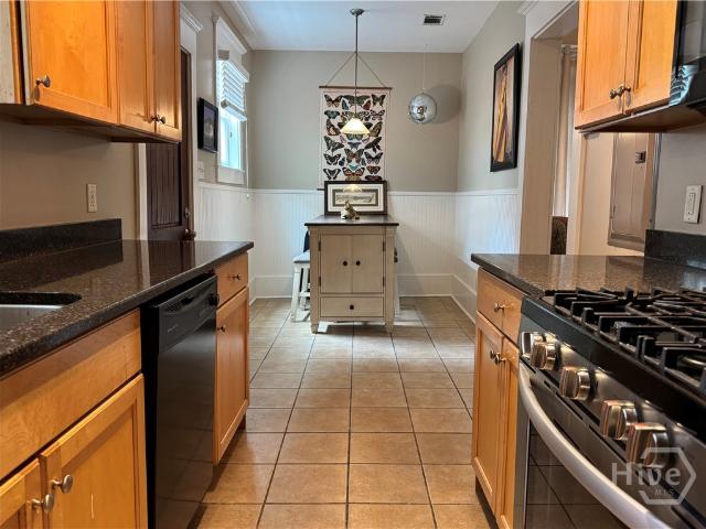 315 E 38th Street # 2 A