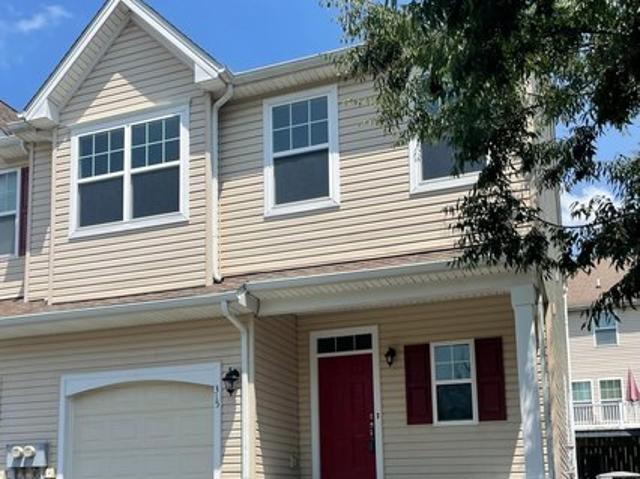315 E 3rd St, Avondale, PA 19311
