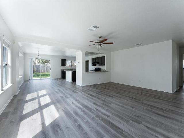 315 E Bello Dr E